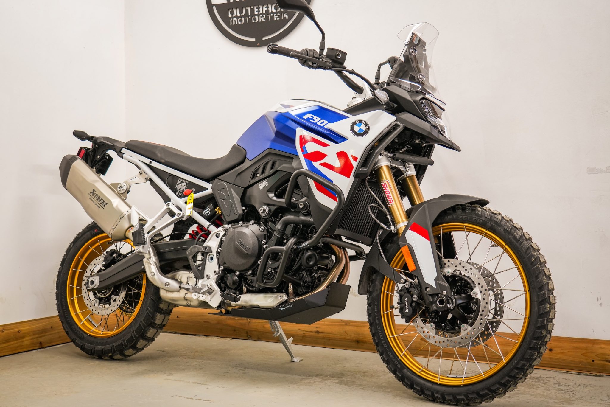 BMW F 900 GS Category – Outback Motortek Canada