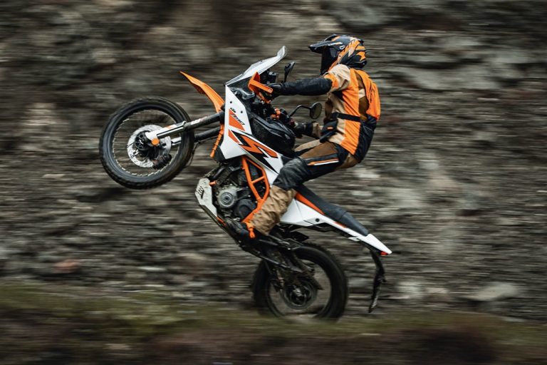 KTM 390 Adventure R – Rackless Luggage Support – Outback Motortek Canada